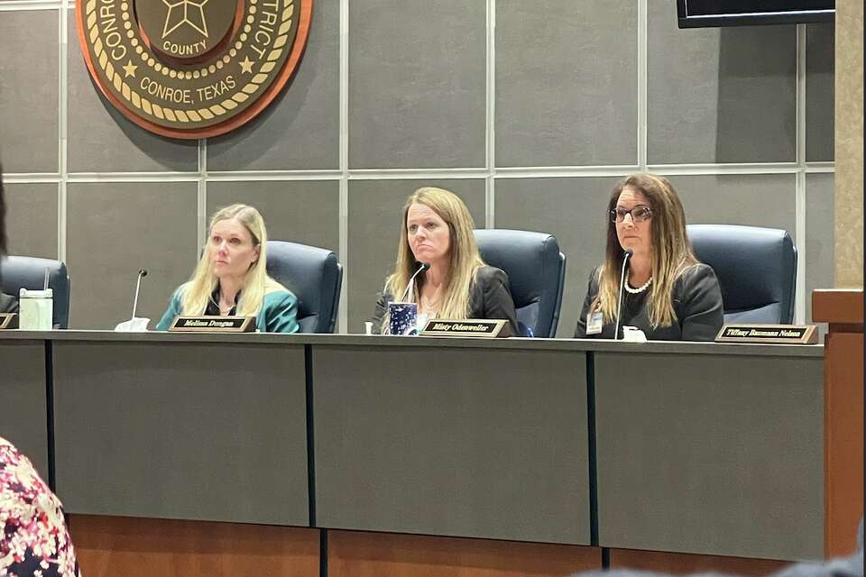 Conroe school district withdraws end to dual language program
