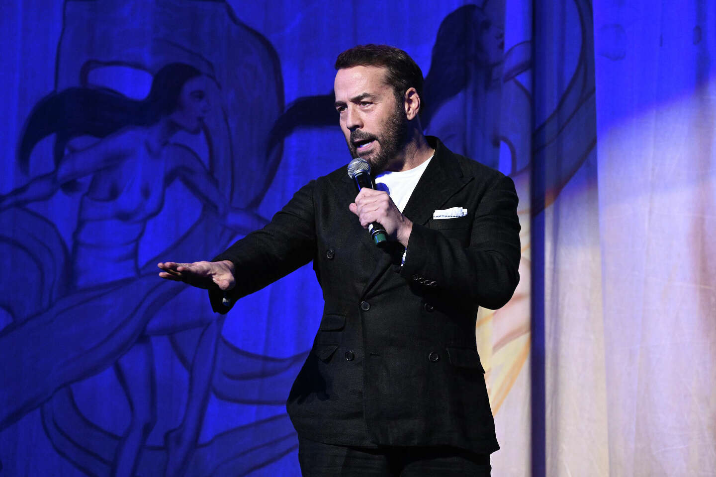 Actor Jeremy Piven brings stand-up comedy tour to S.A.