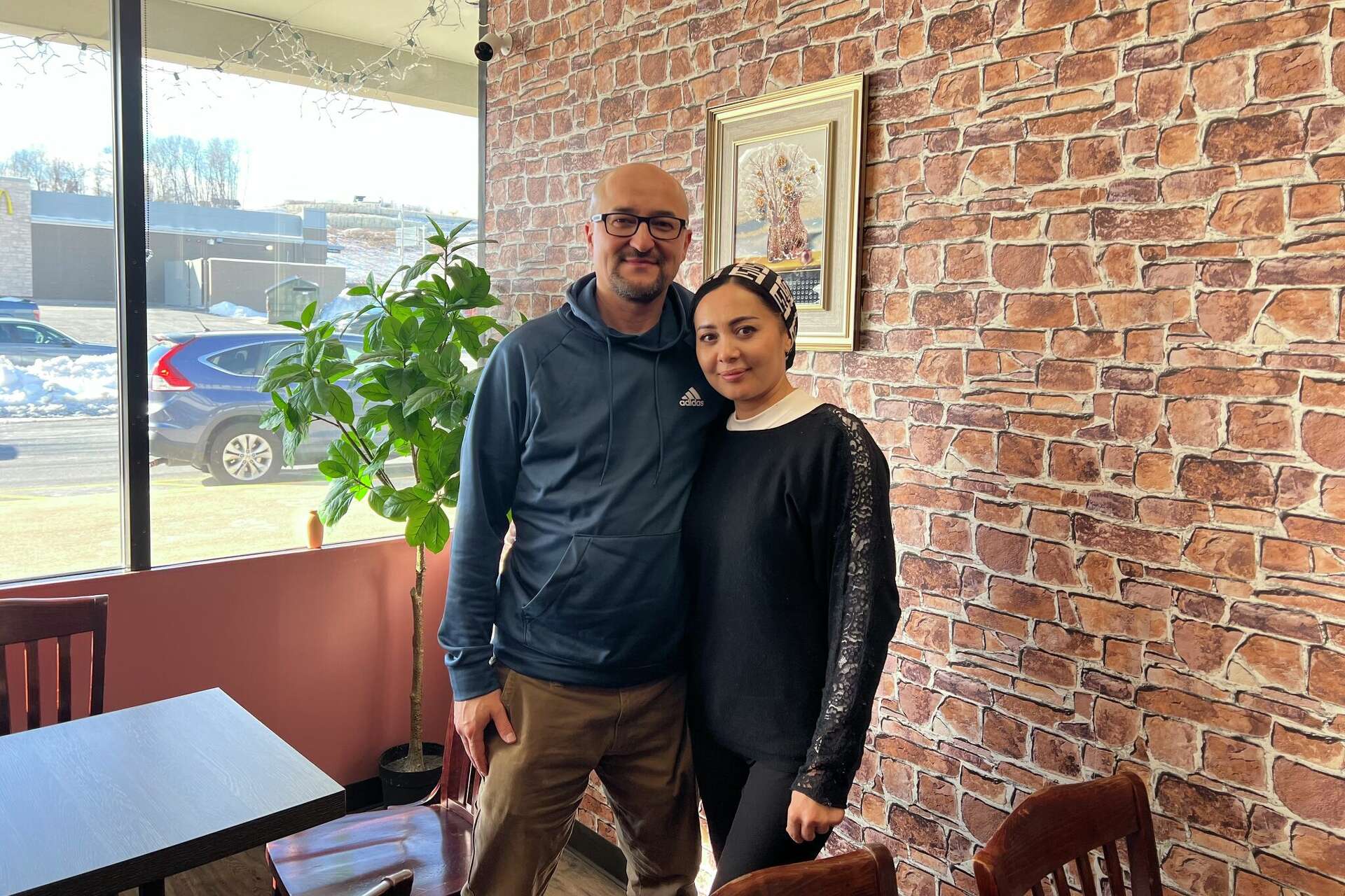 Alons Halal Grill brings Uzbekistani flavors to Highland