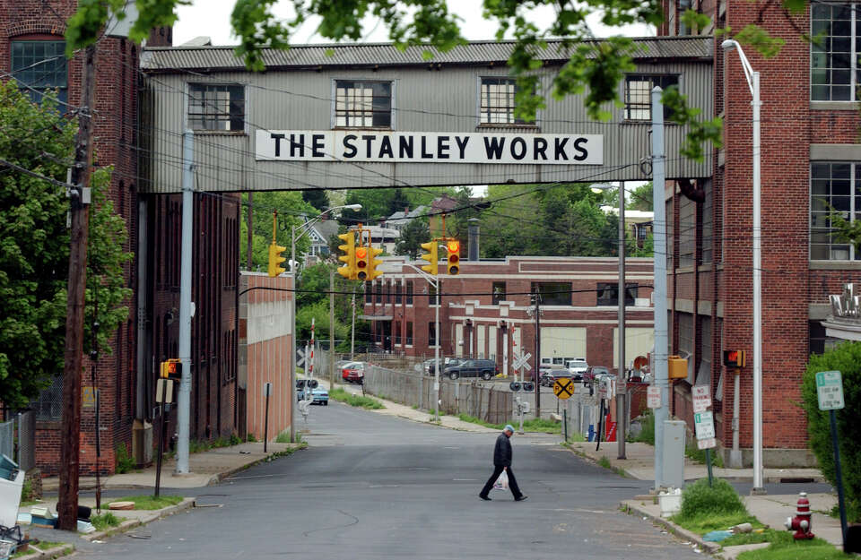 CT-based tool firm Stanley Black & Decker sues maker of Stanley cups