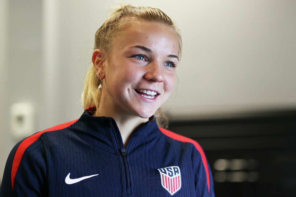 Kansas City Current standout Claire Hutton to debut with USWNT