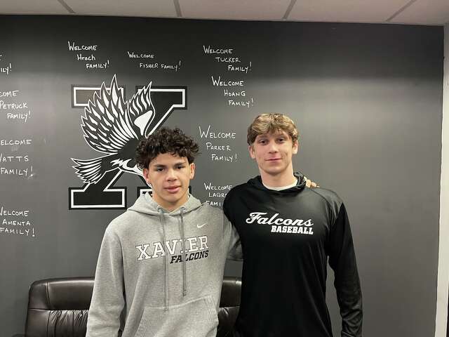 Xavier wrestling attempting to win its 4th straight CIAC championship