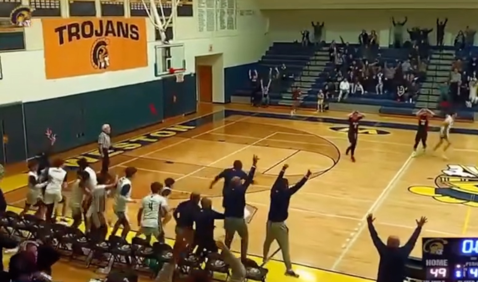 CT boys basketball player hits half-court shot at buzzer to win game