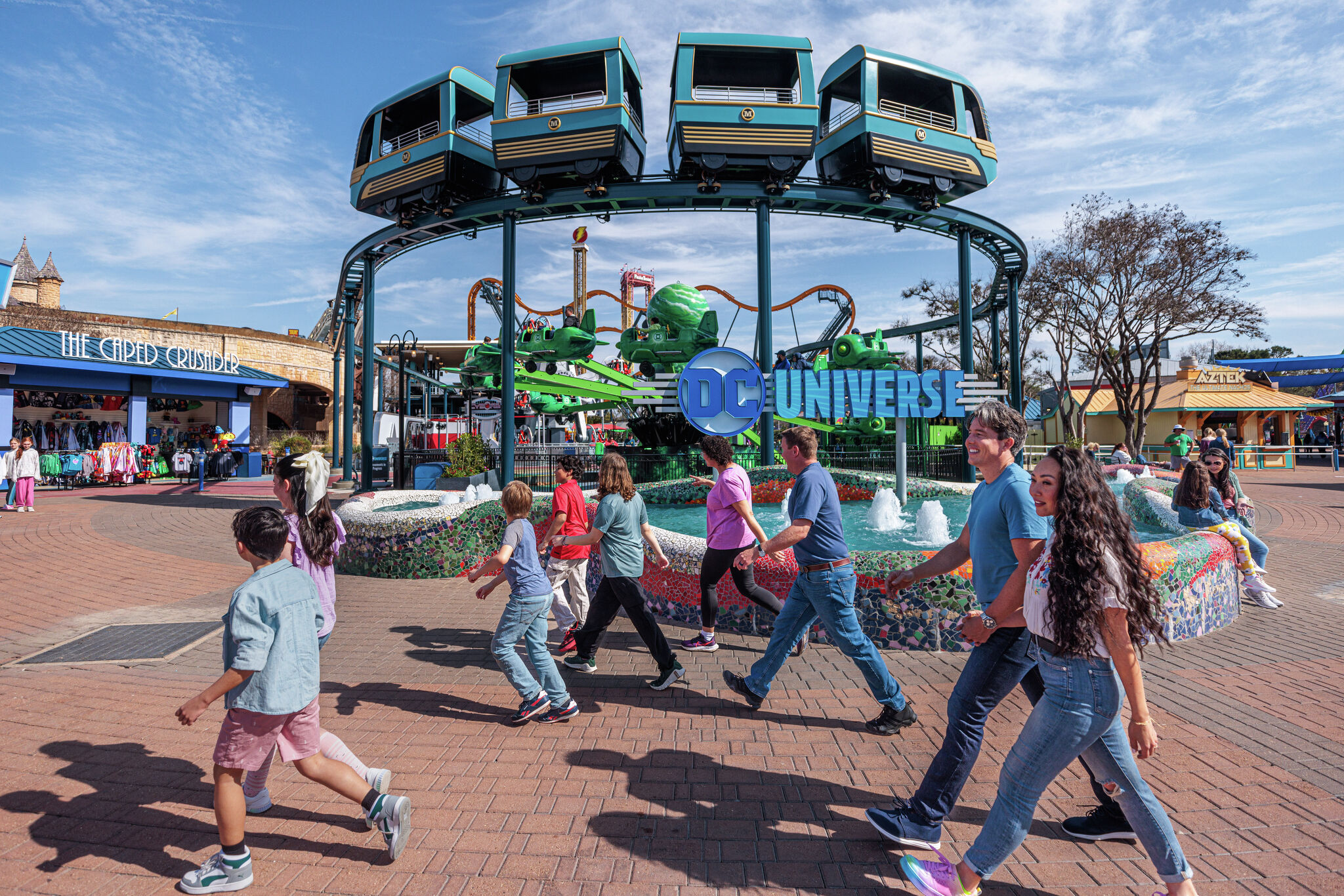 Six Flags Fiesta Texas leadership shakeup amid $100M Q2 deficit
