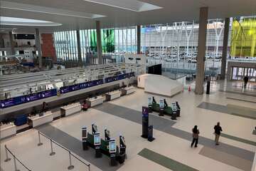 IAH opens Terminal E TSA lanes, ticketing lobby for spring break
