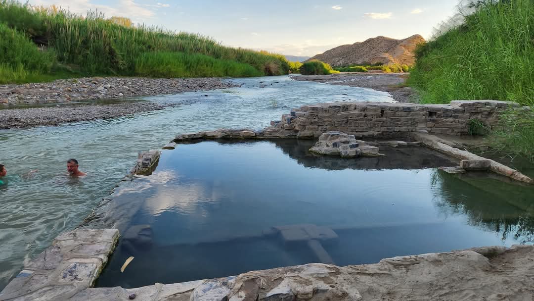 Illinois family remembers hot springs at Big Bend TX