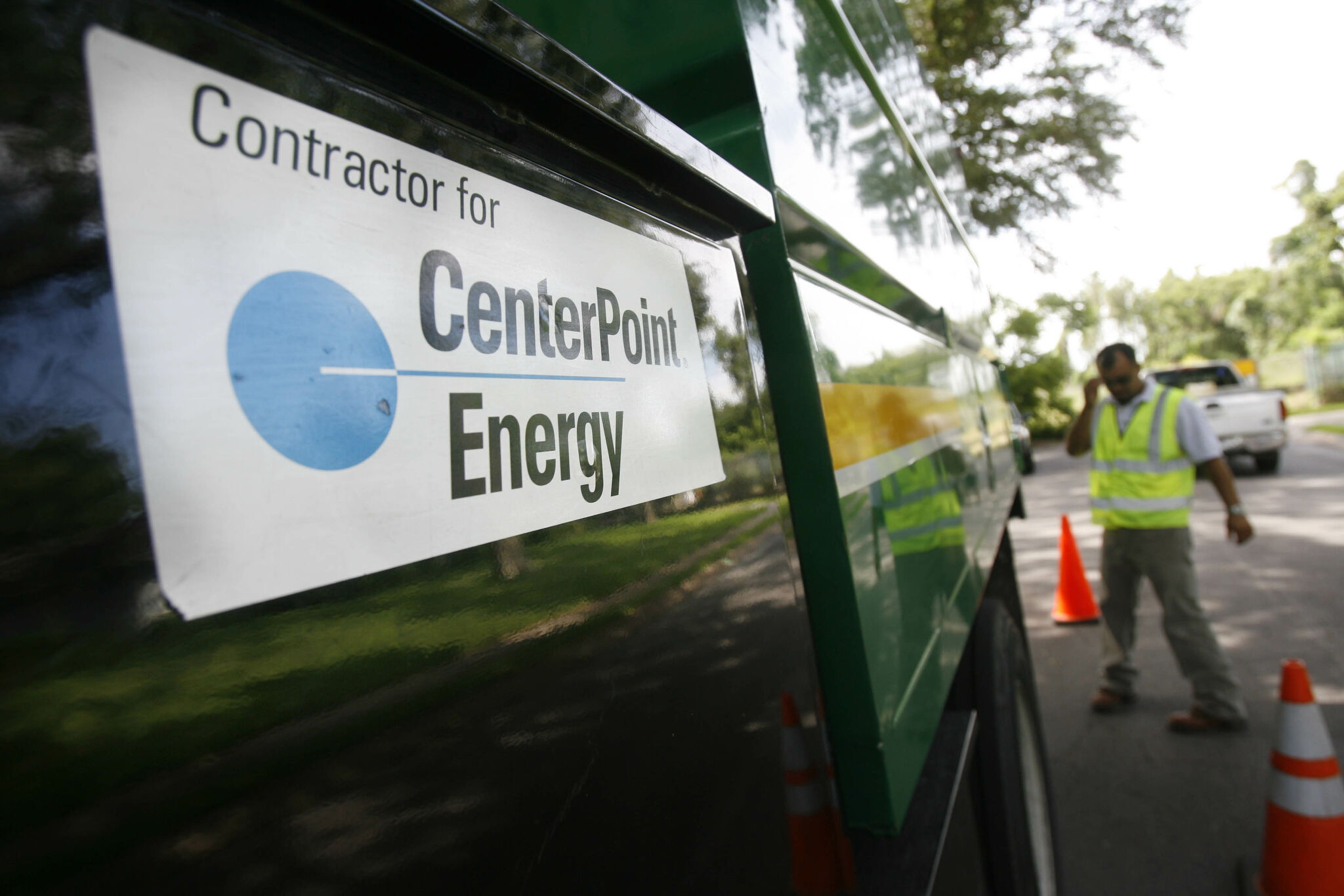 Houston storms knock out power again despite CenterPoint upgrades