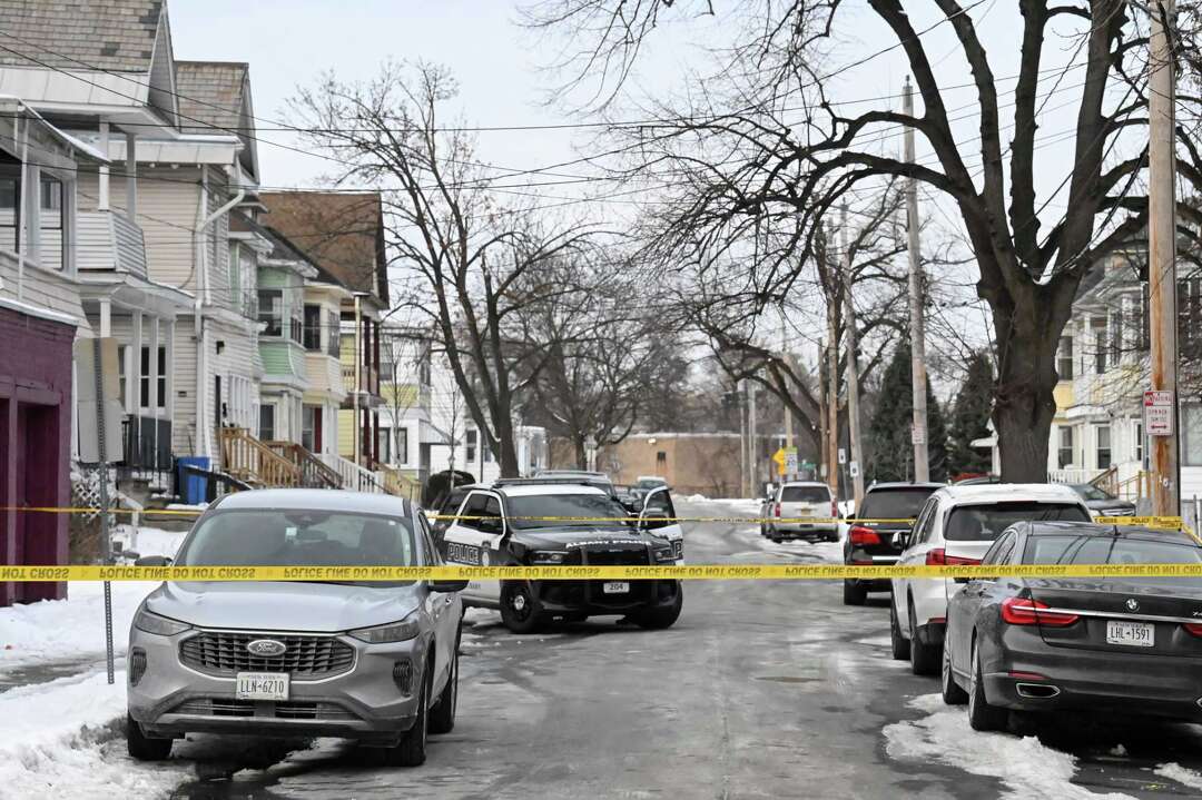 Albany police: Man shot in head at Second Avenue, South Dove Street