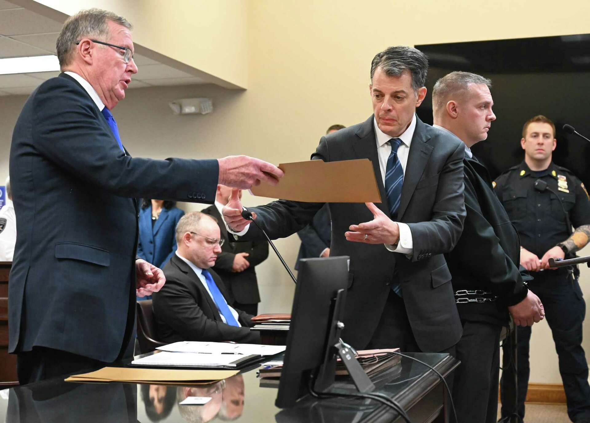 Correction officer pleads guilty to manslaughter in Marcy beating