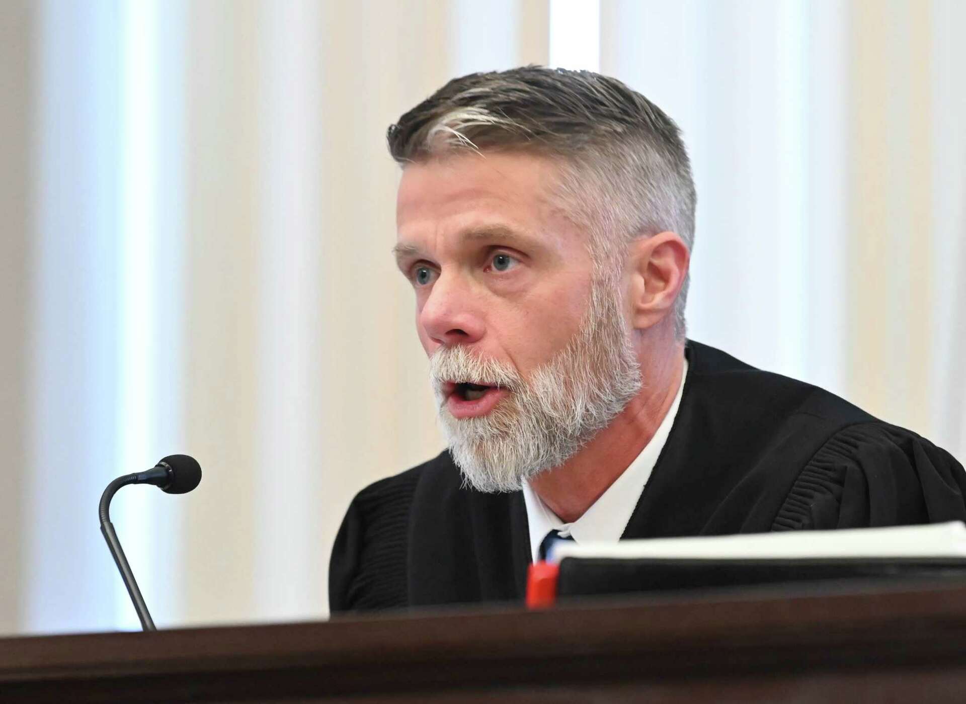 Prosecutor reveals disturbing new details in death of Robert Brooks