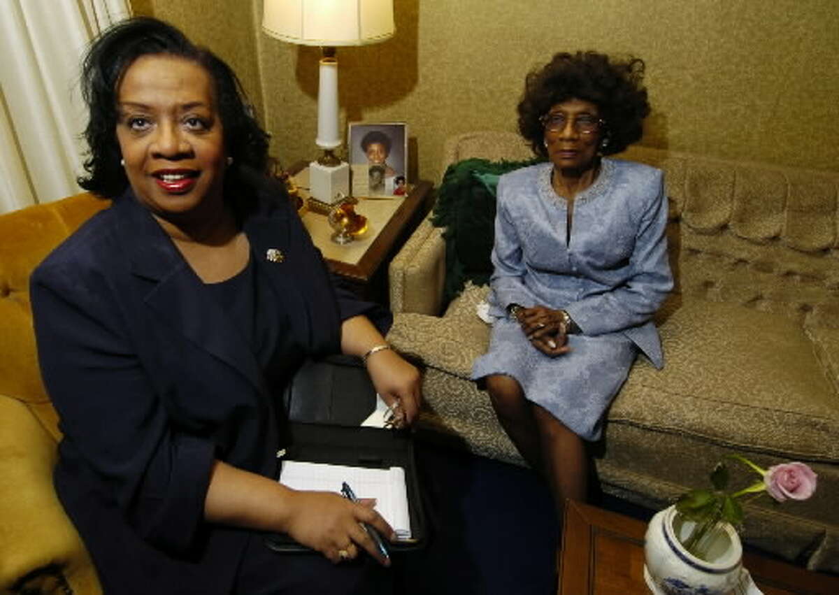 Activist Annette De Lavallade dies