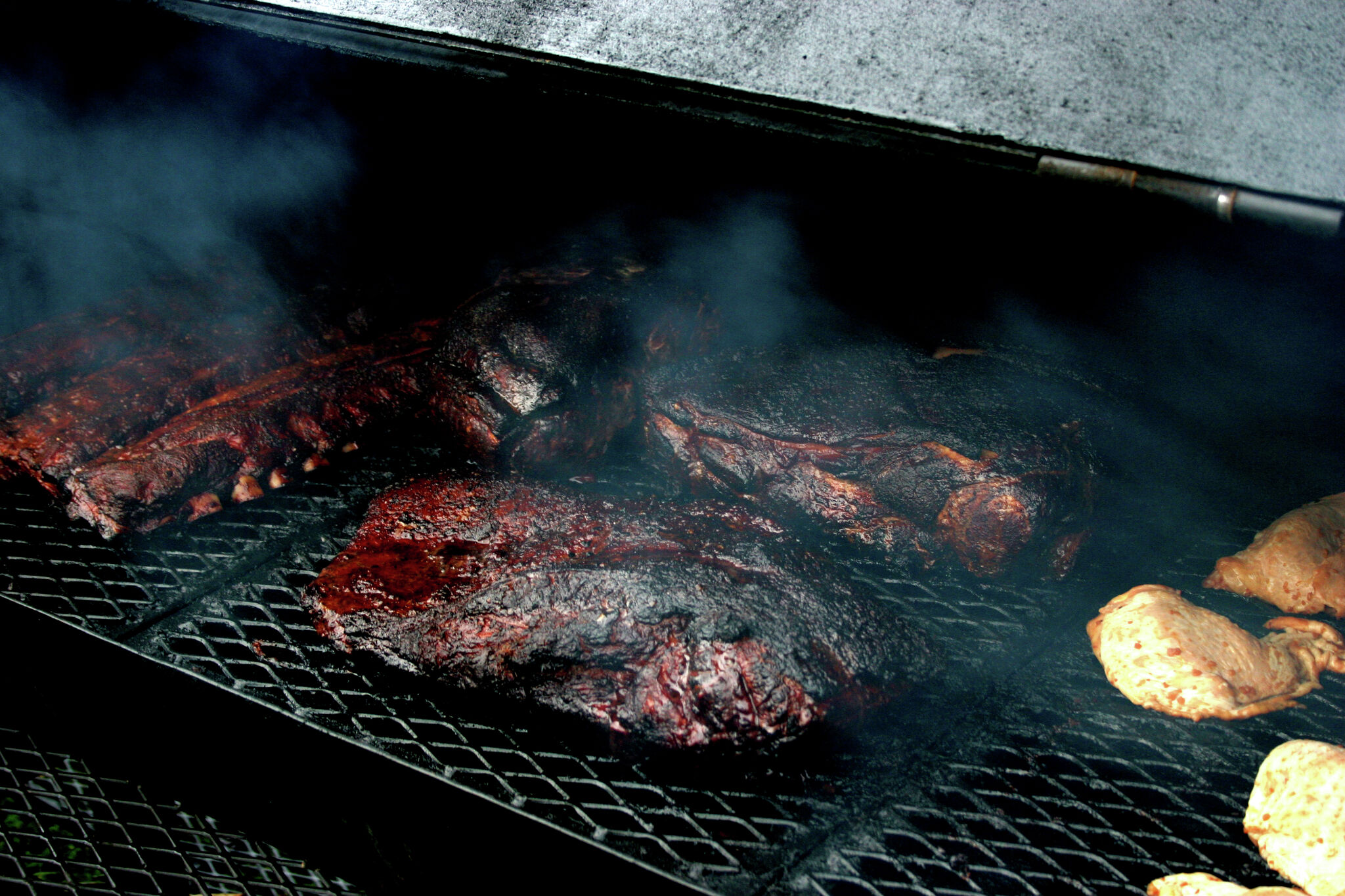 Texas Monthly favorite shutters abruptly and more BBQ news