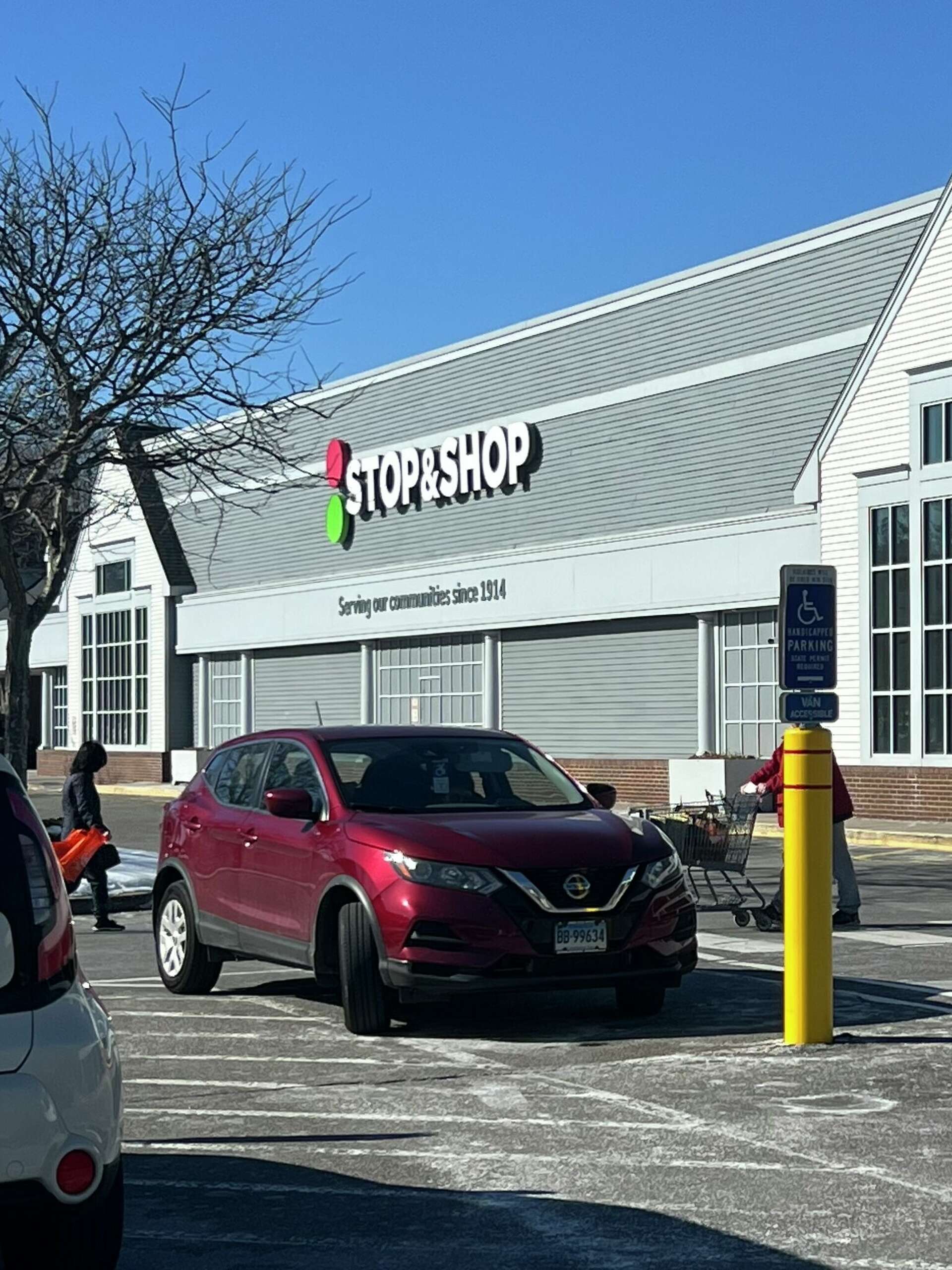 UFCW unions support Teamsters in Stop & Shop contract standoff