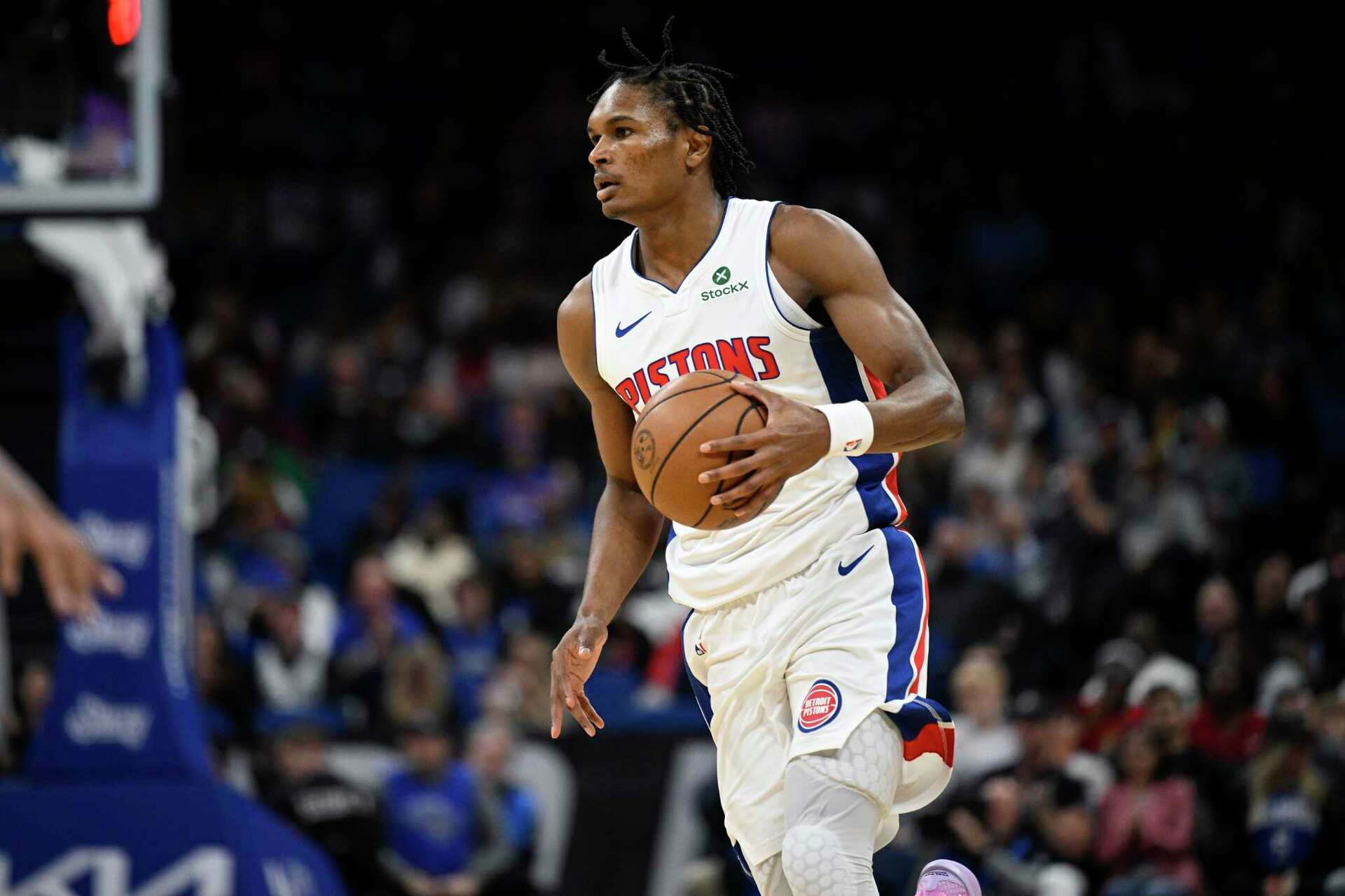 Detroit's Ausar Thompson offers encouragement to Victor Wembanyama