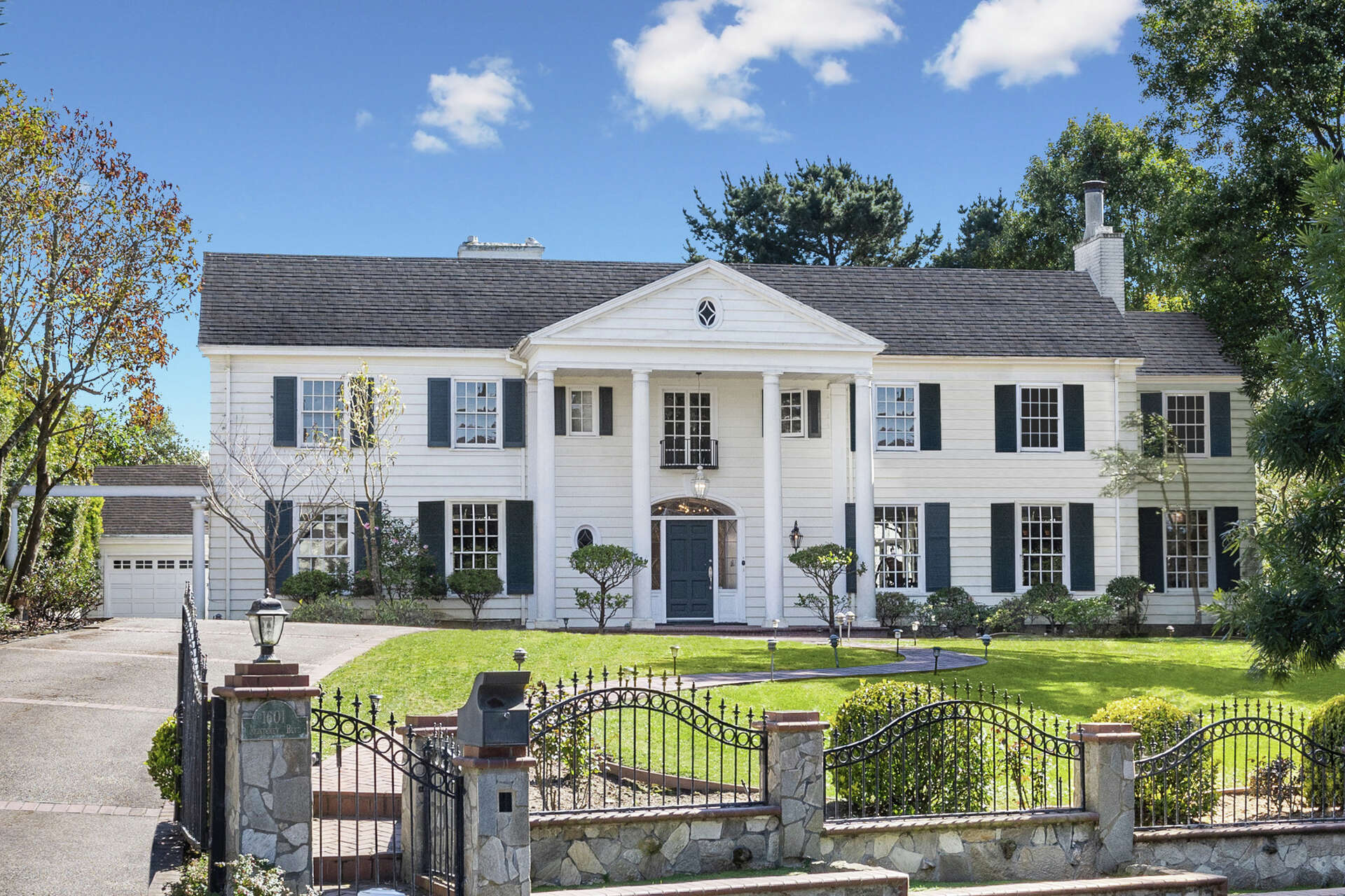 Historic SF home, once owned by a punk icon, sells for a record price