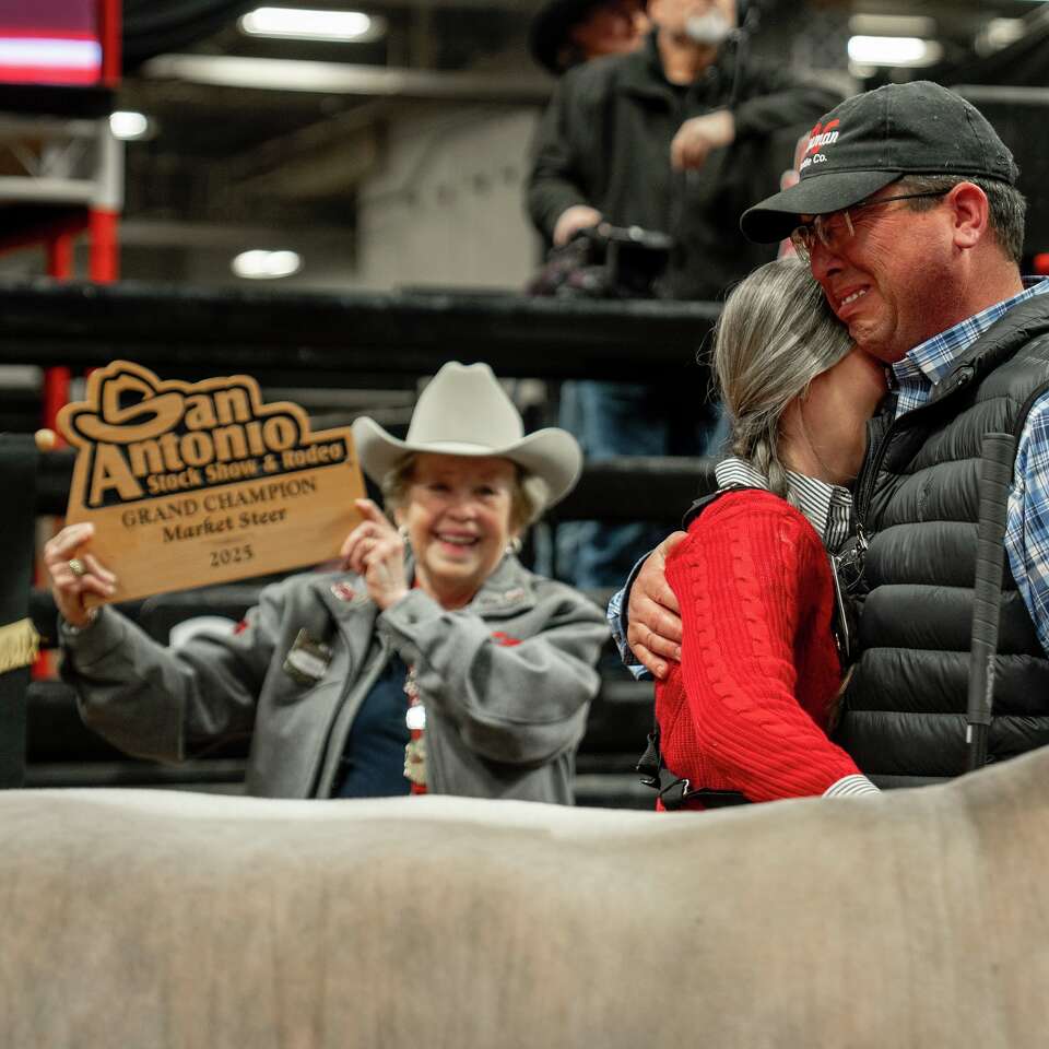San Antonio stock show Grand champion steer sells for $140,000