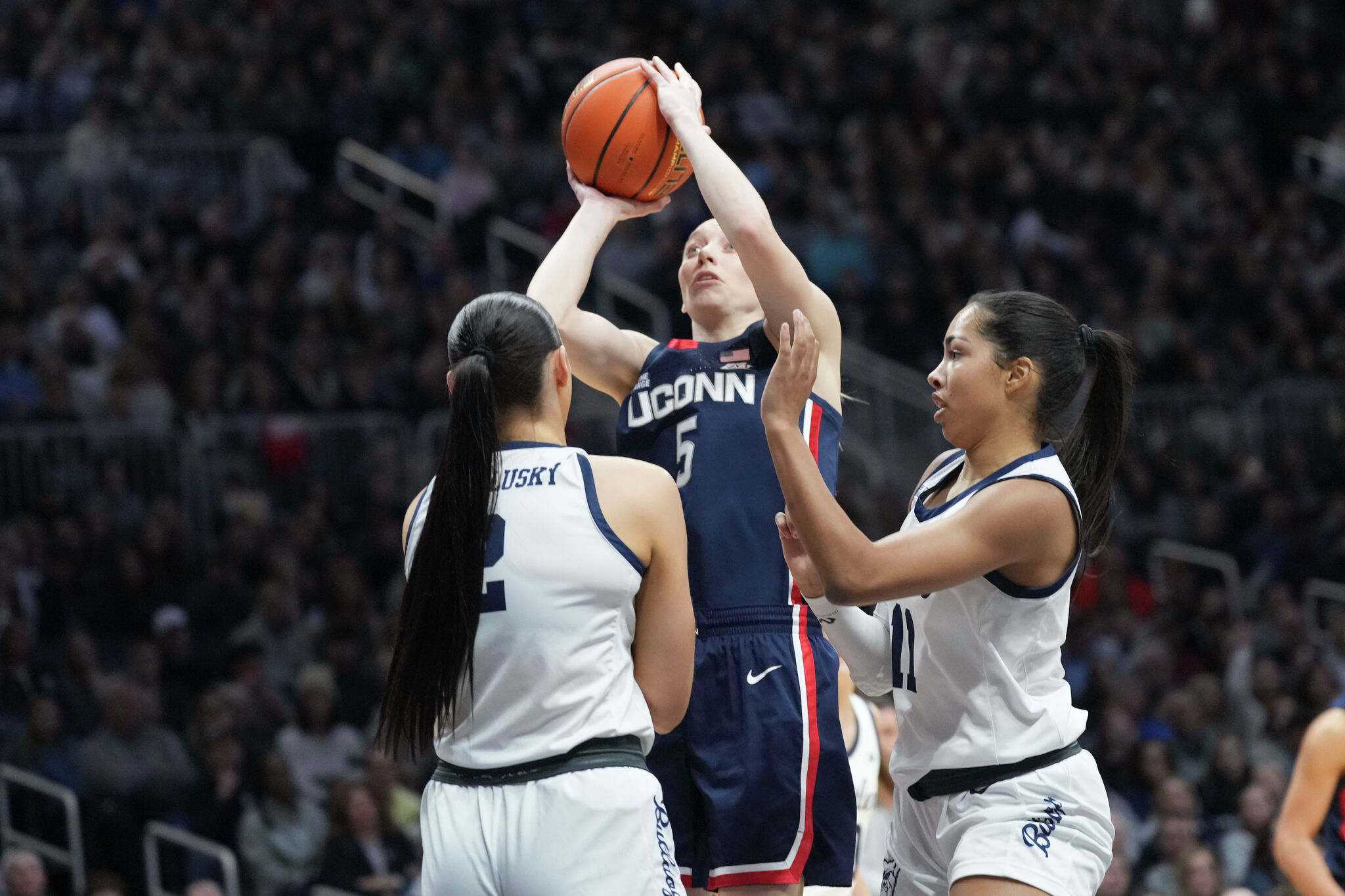 Paige Bueckers moves up UConn women's basketball scoring list