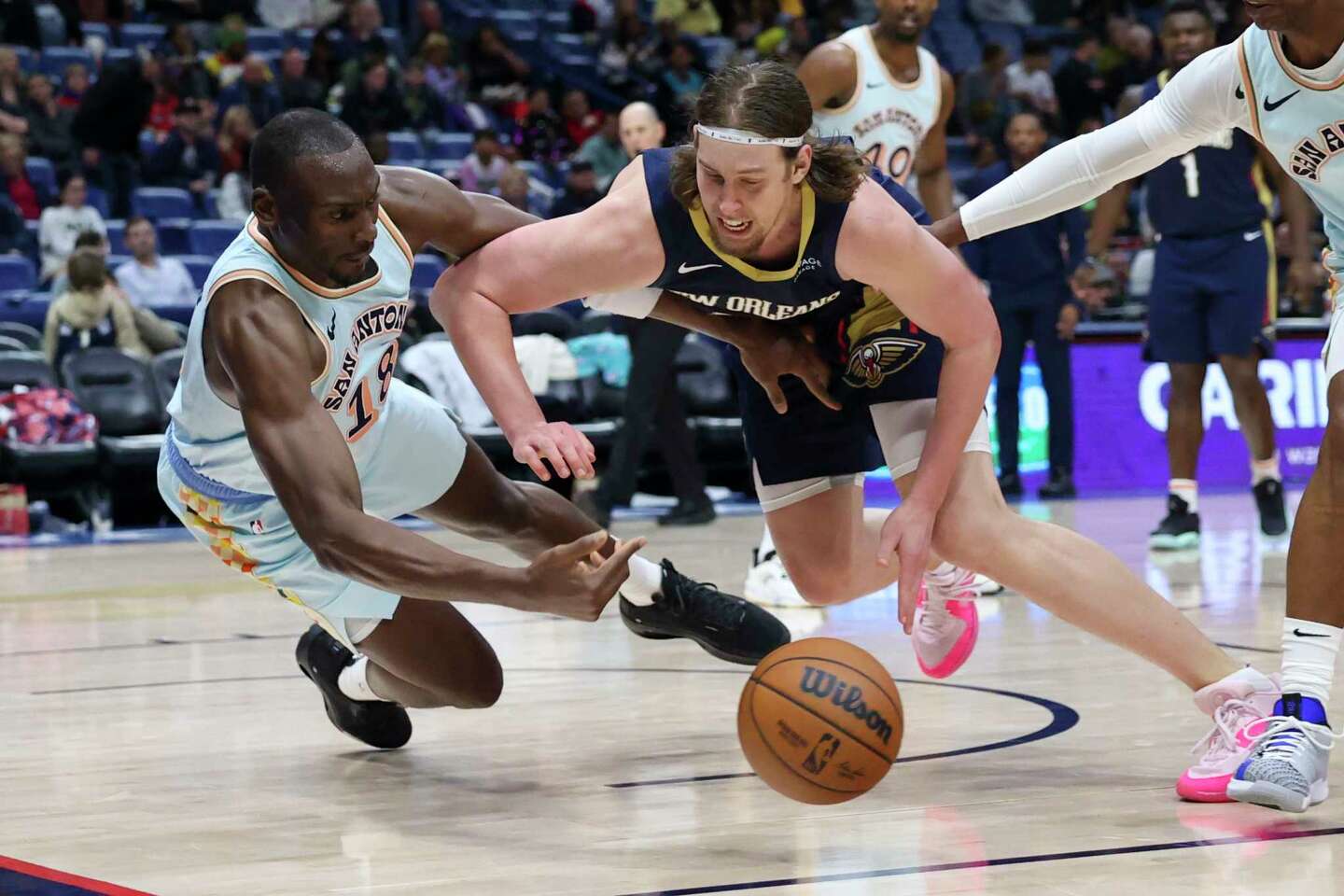 Spurs get Kelly Olynyk in trade with Wizards for Branham, Wesley