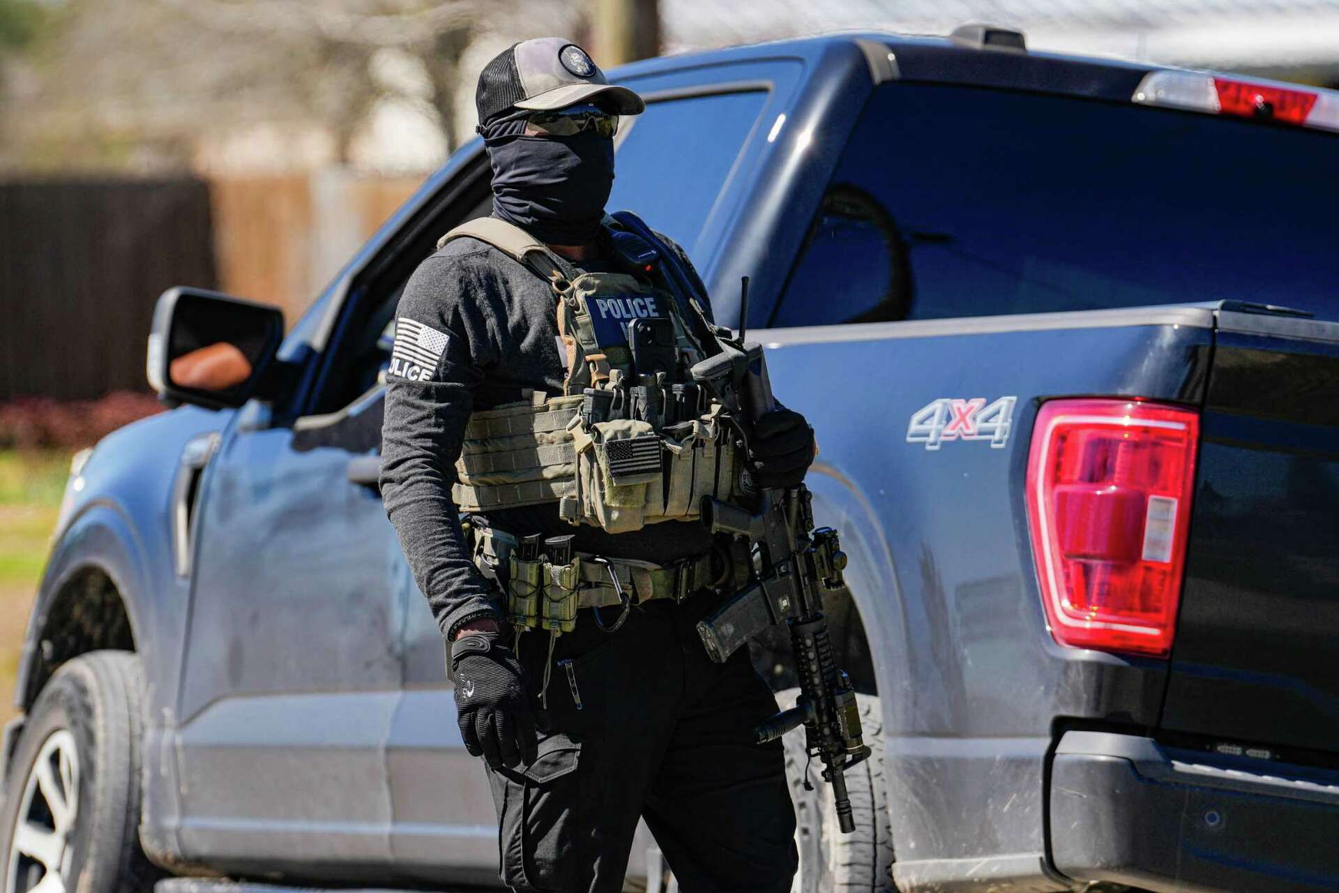 Houston police are cooperating with ICE, experts say