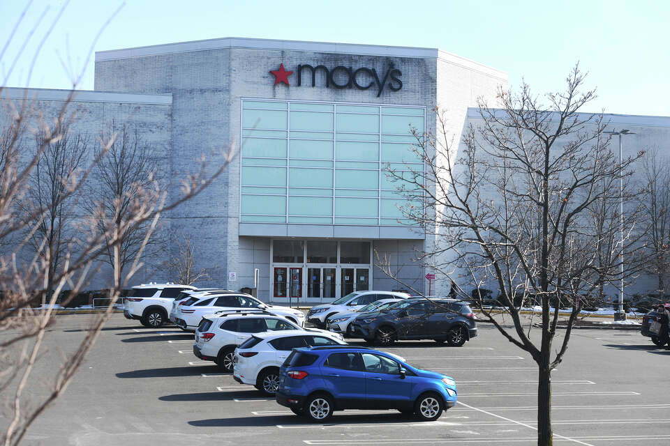Milford mall approved for 750 apartments, but plan still pending