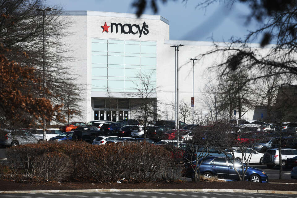 Milford mall approved for 750 apartments, but plan still pending
