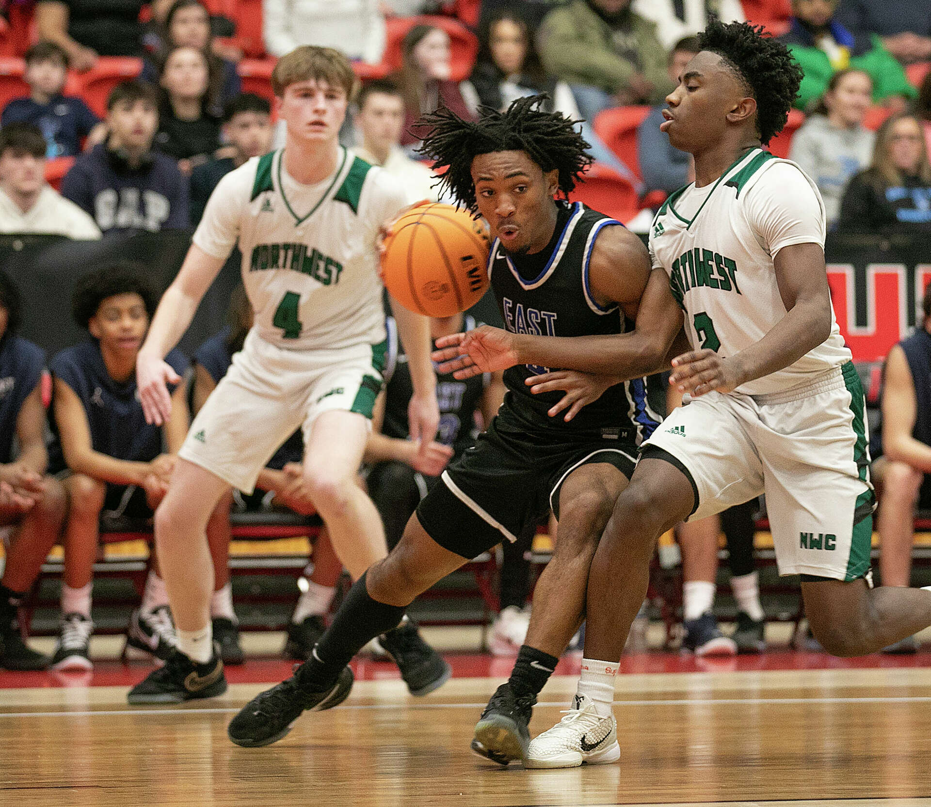 Northwest Catholic boys basketball captures first CCC championship
