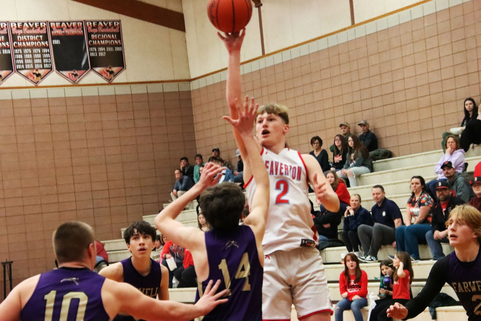Prep Roundup: Beaverton beats CBA; Freeland boys roll