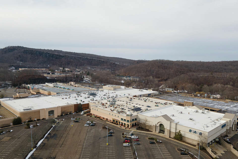 Recreation, office centers considered for Meriden Mall revitalization