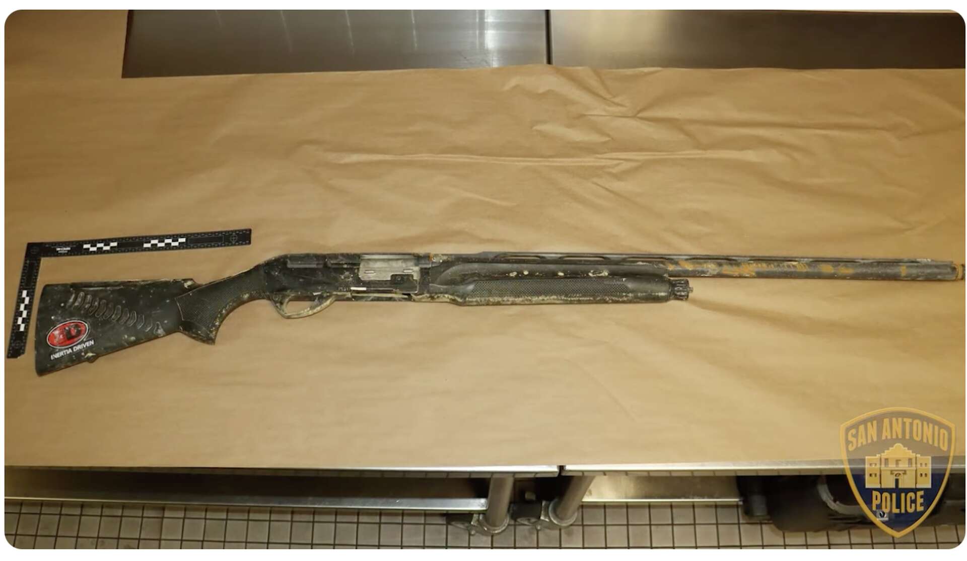 Footage shows Navy veteran shooting 7 San Antonio police officers