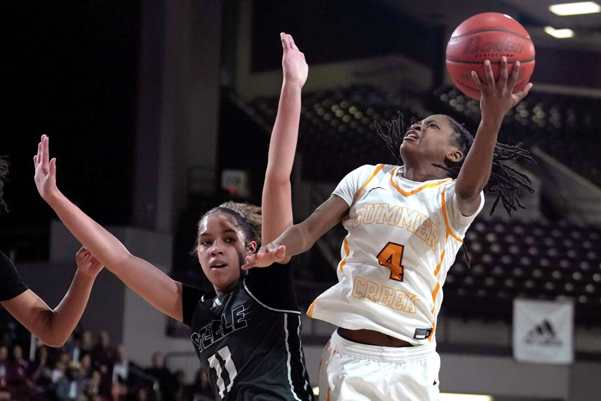Basketball: Summer Creek overcame early struggles to reach state final