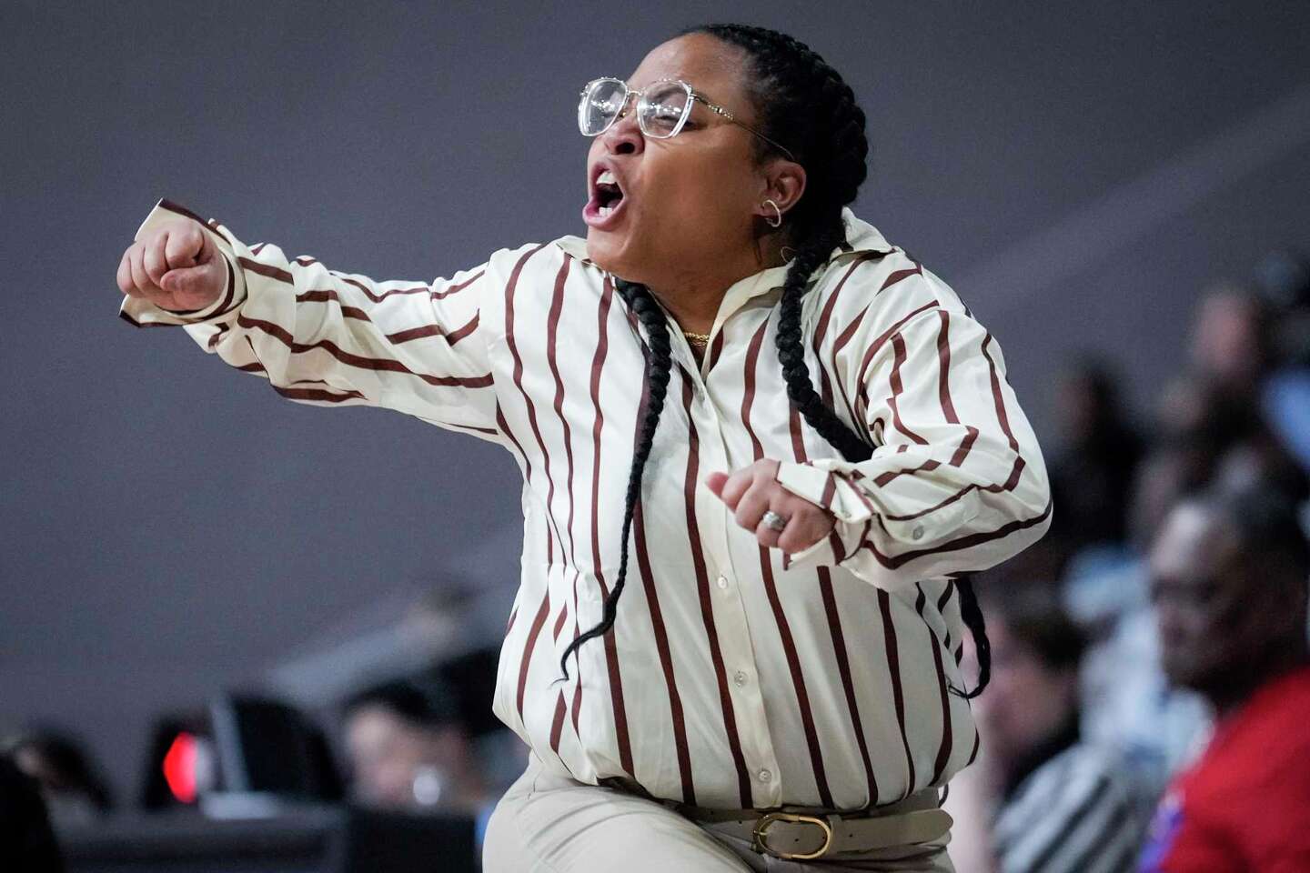 Basketball: Summer Creek overcame early struggles to reach state final