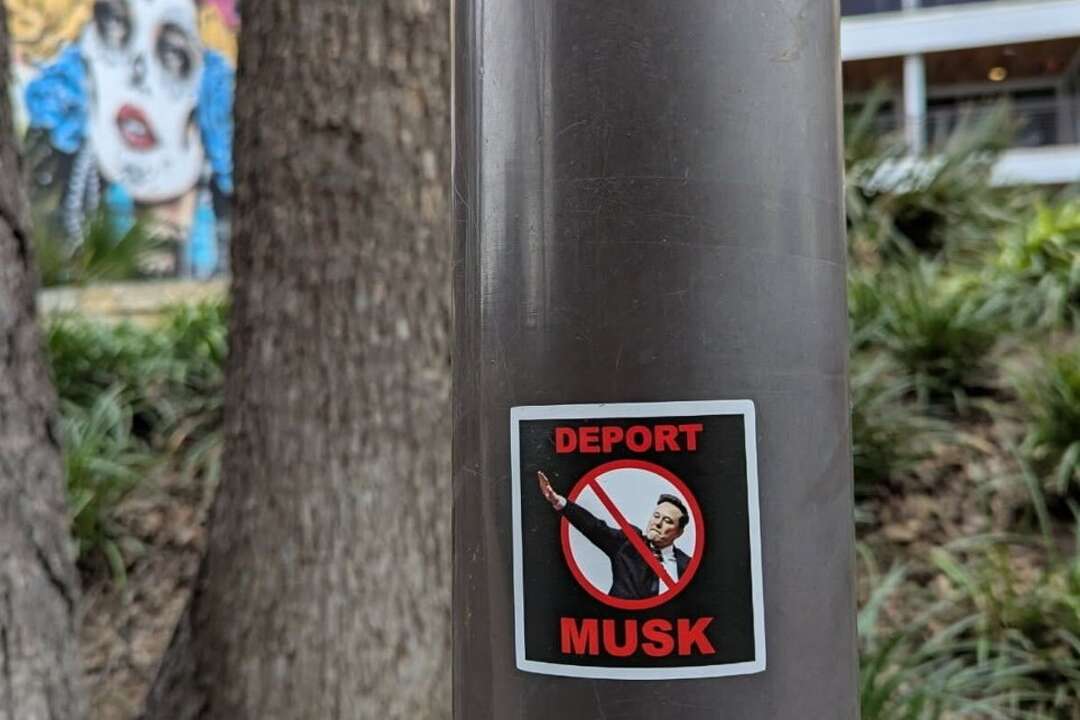 Calls to 'Deport Musk' pop up across Texas. Here's where.