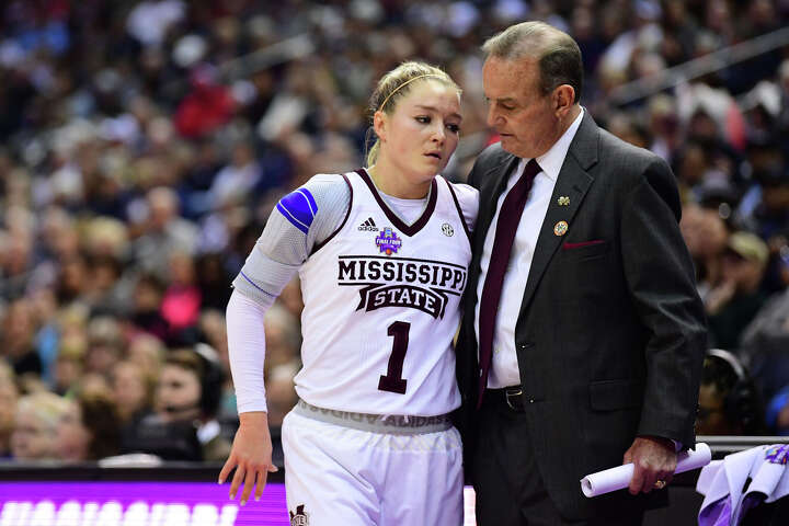 UT Longhorns: Vic Schaefer, daughter Blair have women No. 1 again