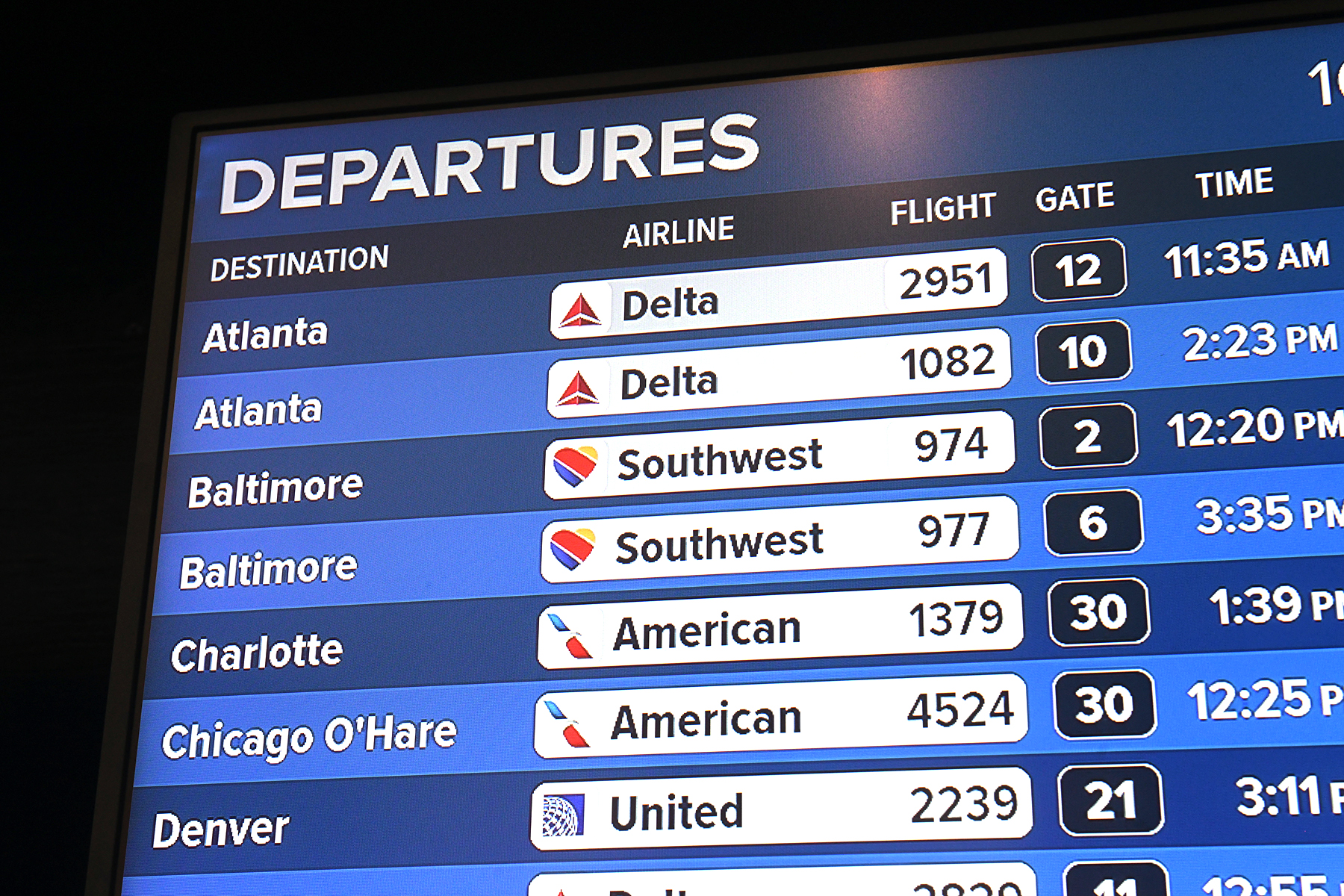 When to check in at BDL? United changes flight check-in deadline