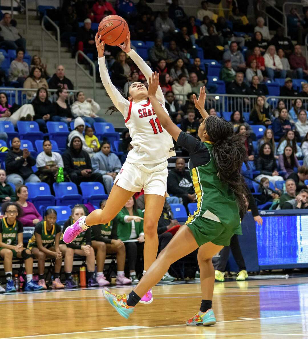 Sacred Heart Academy beats Hamden for SCC girls basketball title
