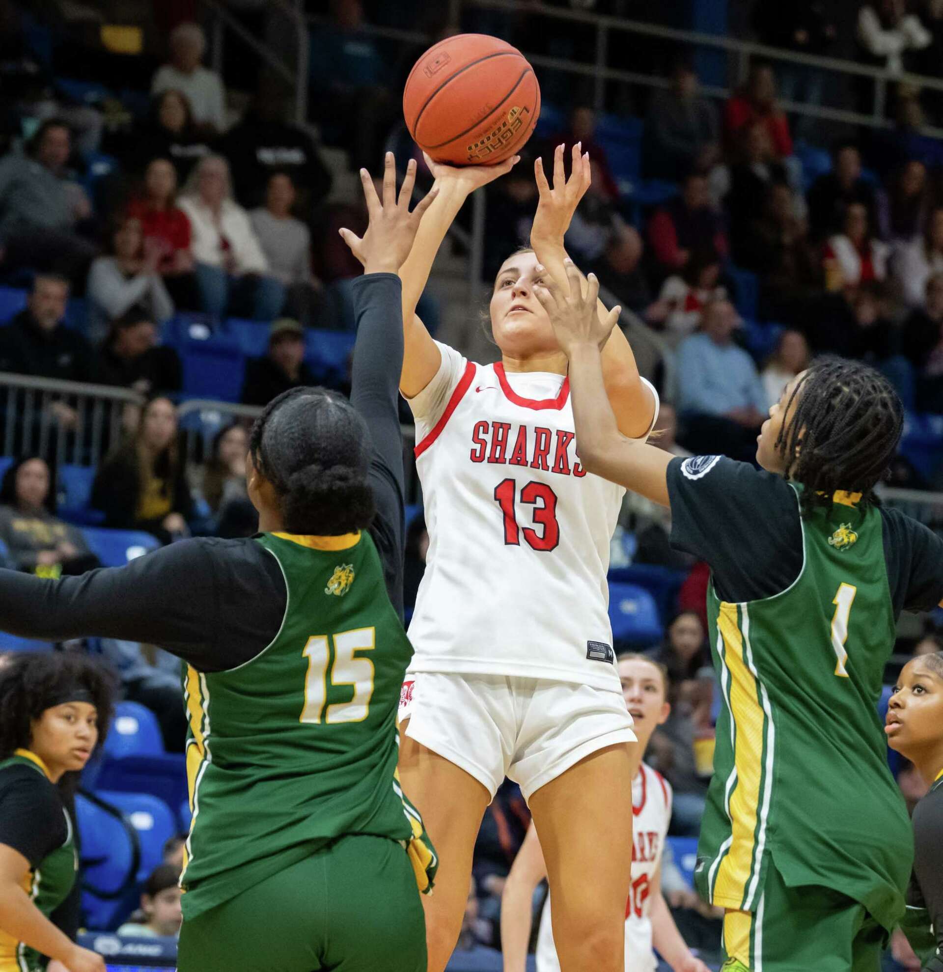 Sacred Heart Academy beats Hamden for SCC girls basketball title