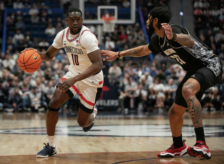 UConn to honor Alex Karaban, Hassan Diarra, Samson Johnson