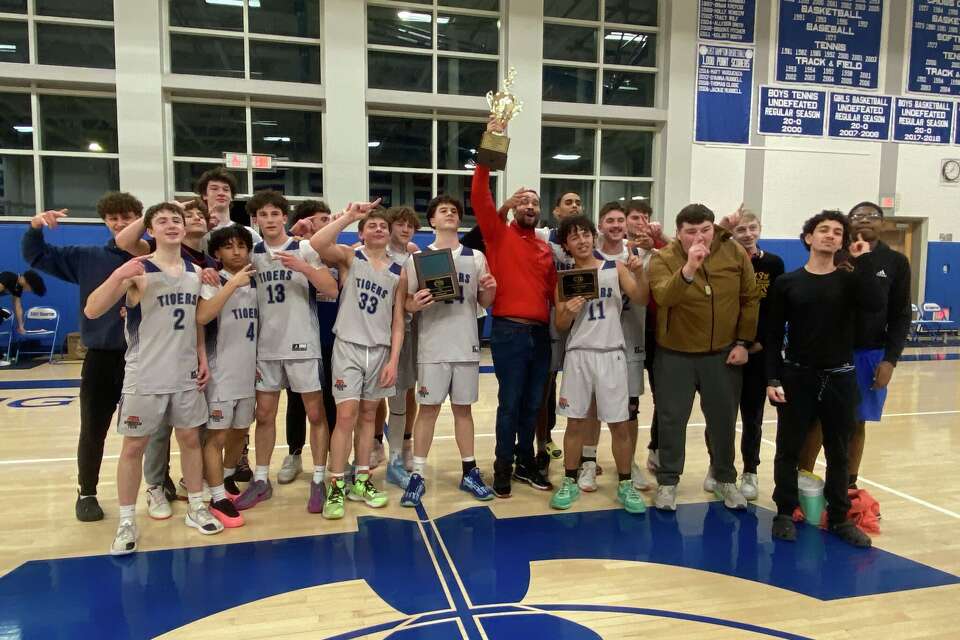 Meet 'Hell's Kitchen' winner and James Beard semifinalist Ellie Parker