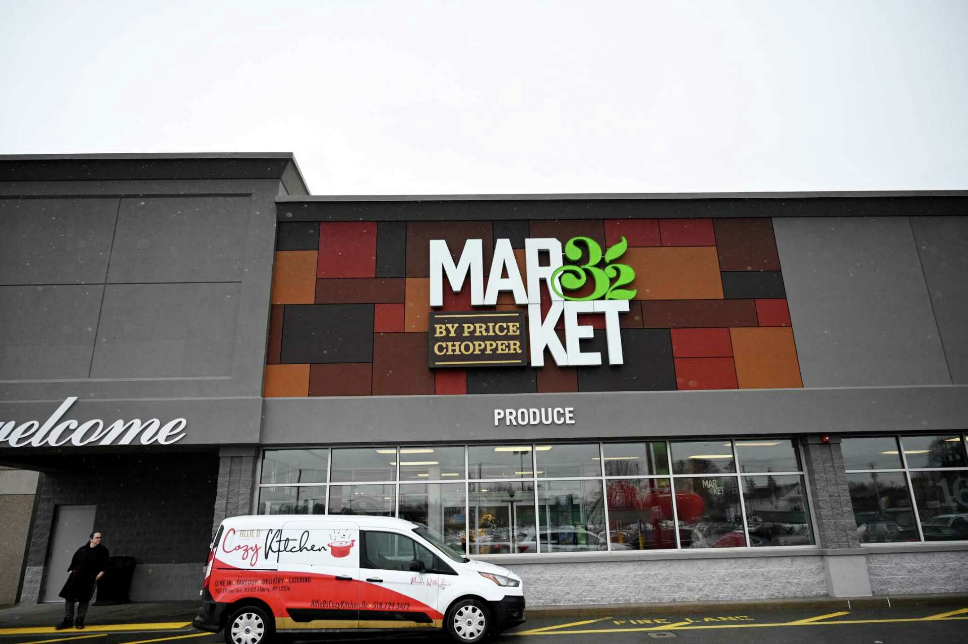 Allie B’s Mac & Cheese available at Price Chopper, Market 32