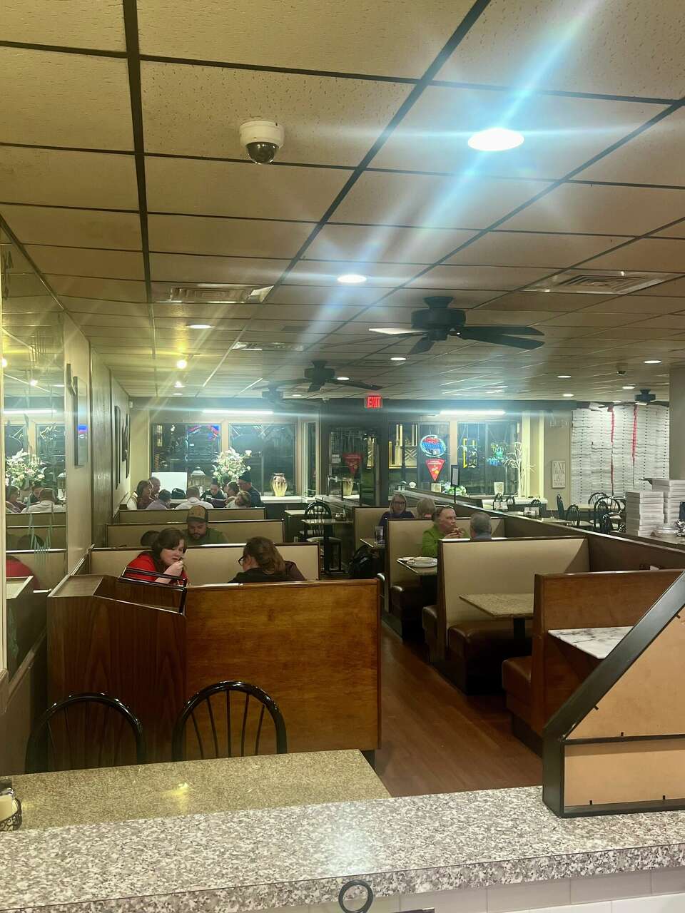 Grand Apizza in Clinton moving to East Main St. building, adding a bar