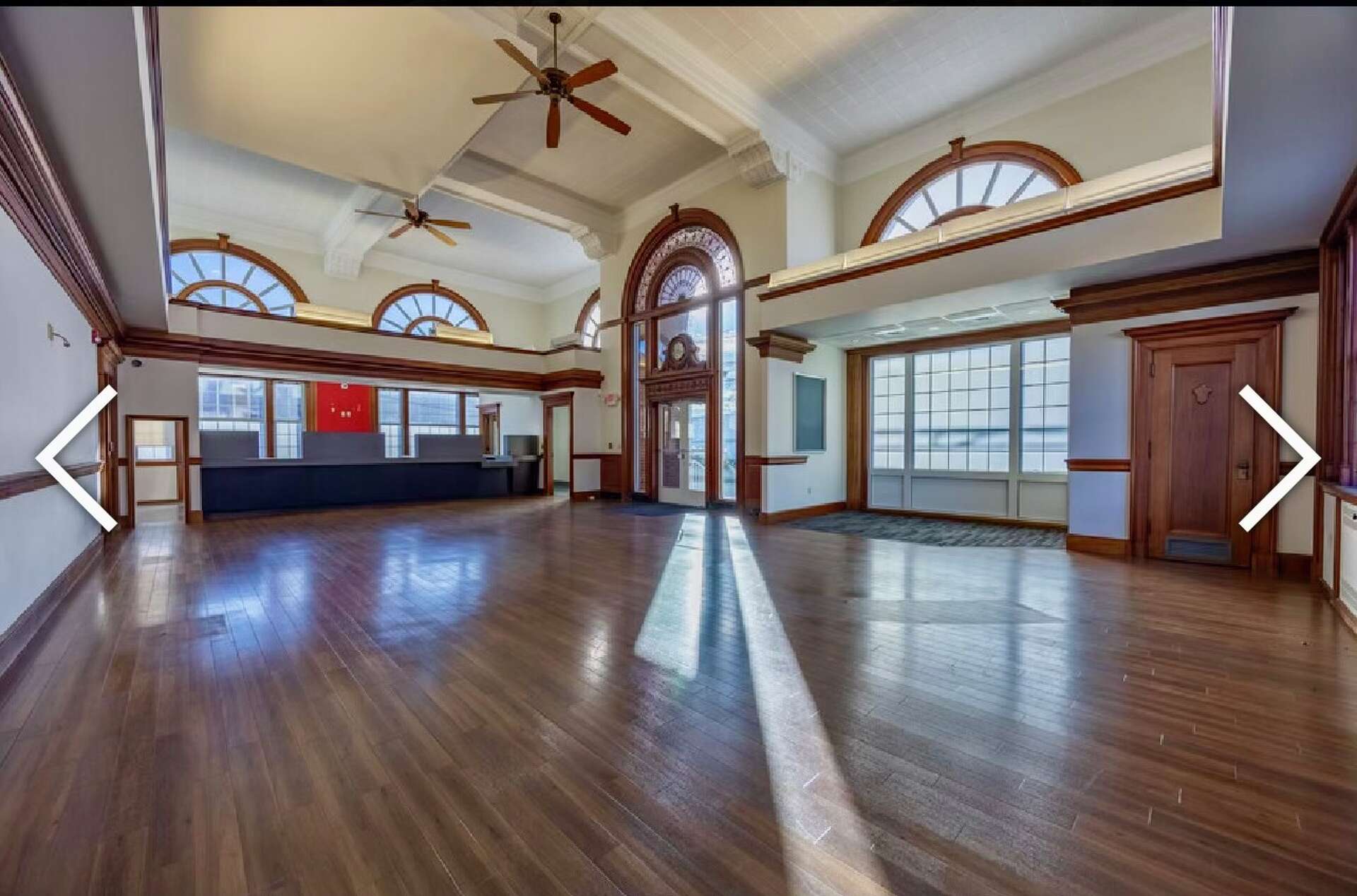 Grand Apizza in Clinton moving to East Main St. building, adding a bar