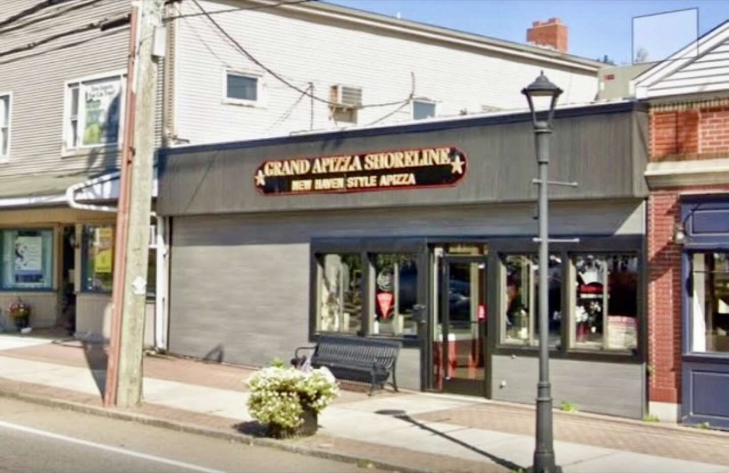 Grand Apizza in Clinton moving to East Main St. building, adding a bar