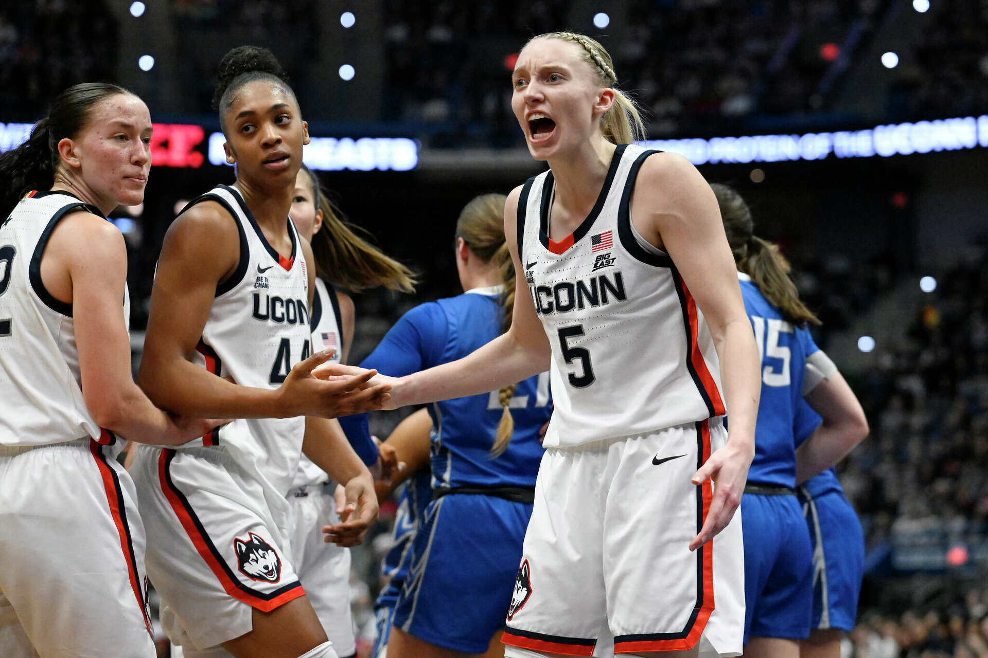 UConn women basketball beats Creighton for Big East title