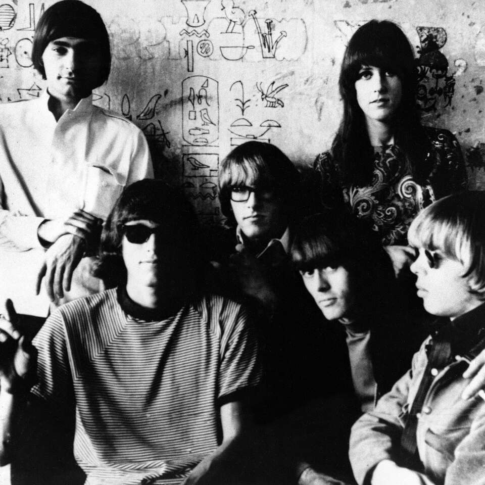 Grace Slick talks LSD plot against Nixon, Jim Morrison affair