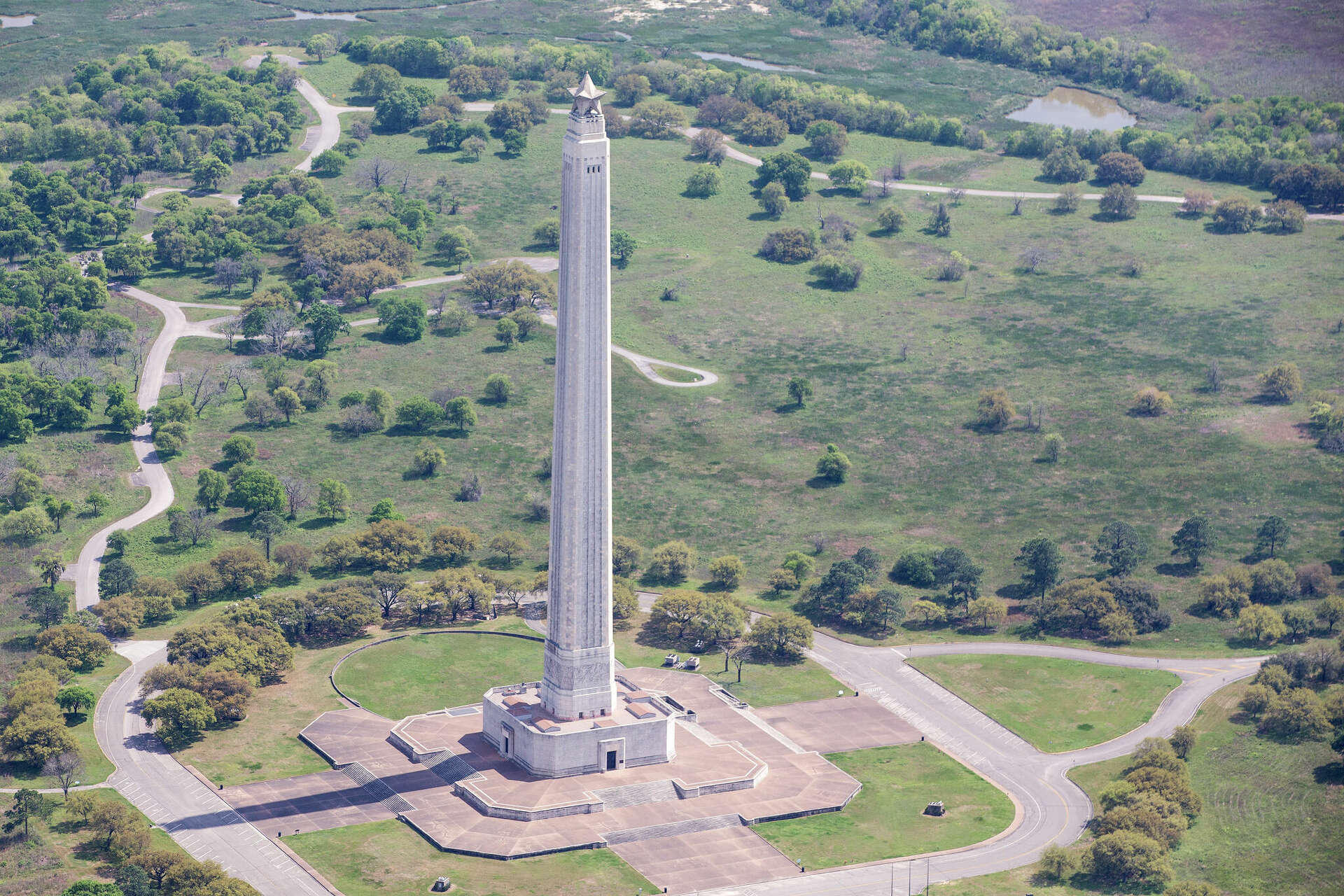 Texas' tallest monument set for $142-million renovation
