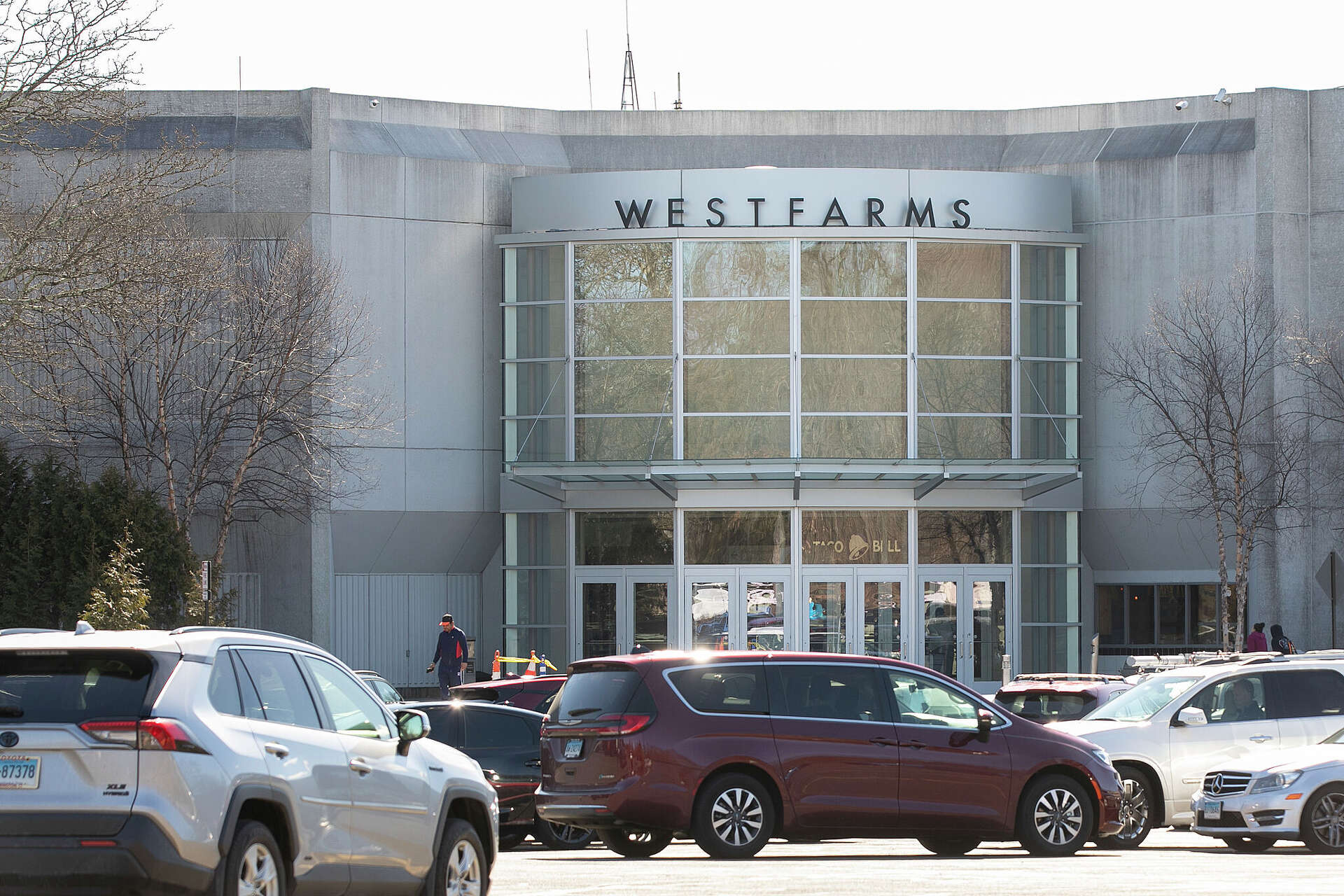 Barnes & Noble relocating Farmington store to Westfarms mall