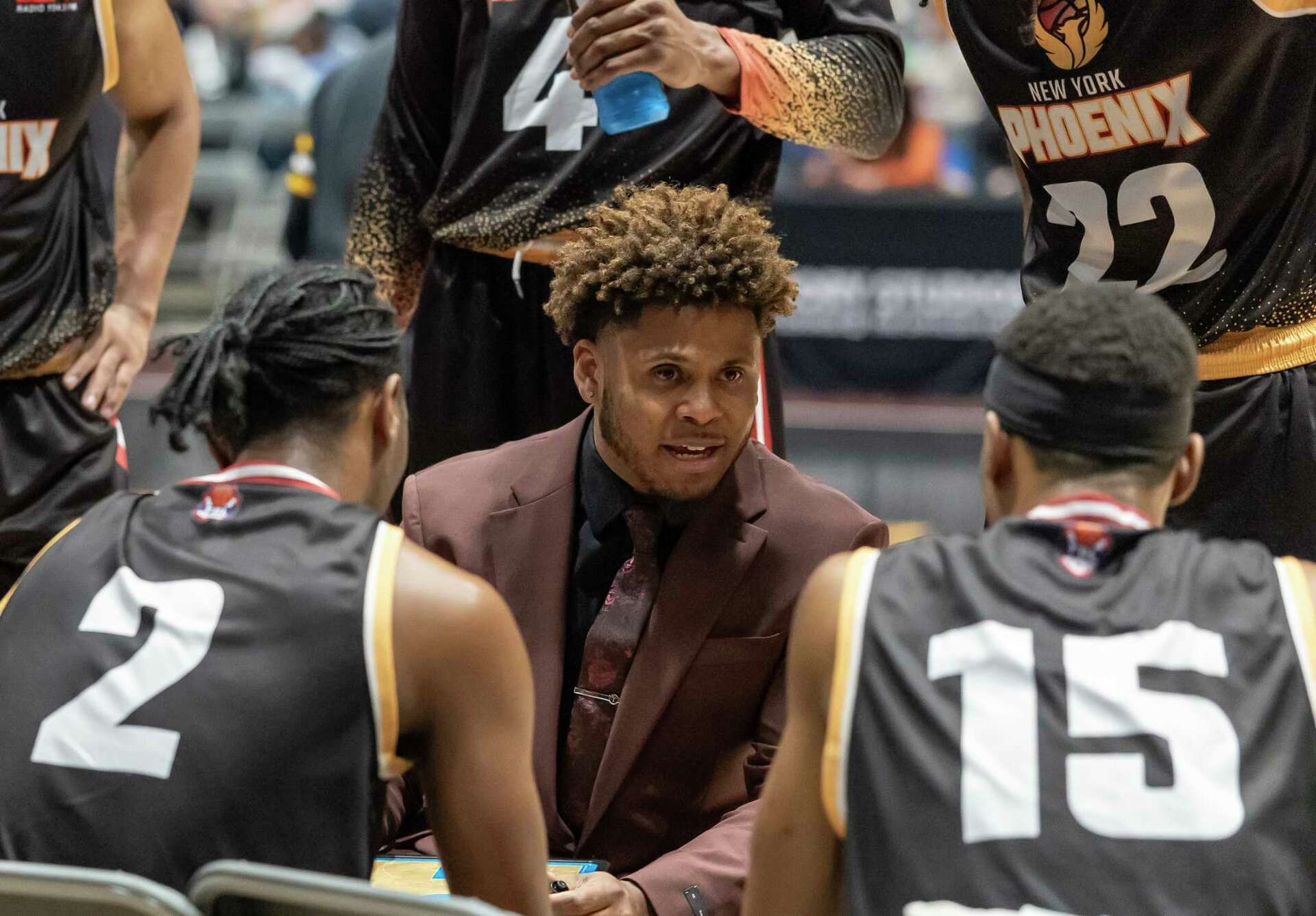 New York Phoenix win in pro basketball franchise's debut