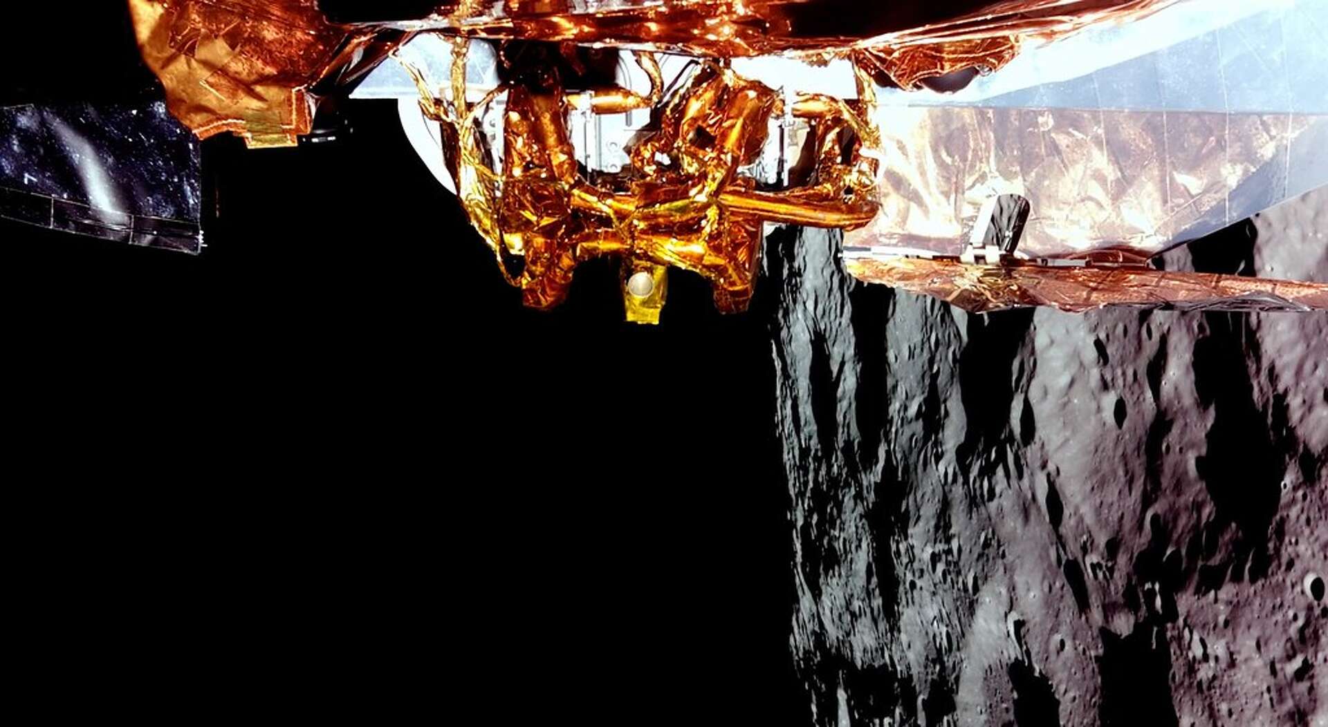 Watch: Texas-built Firefly lander orbits Moon pre-landing
