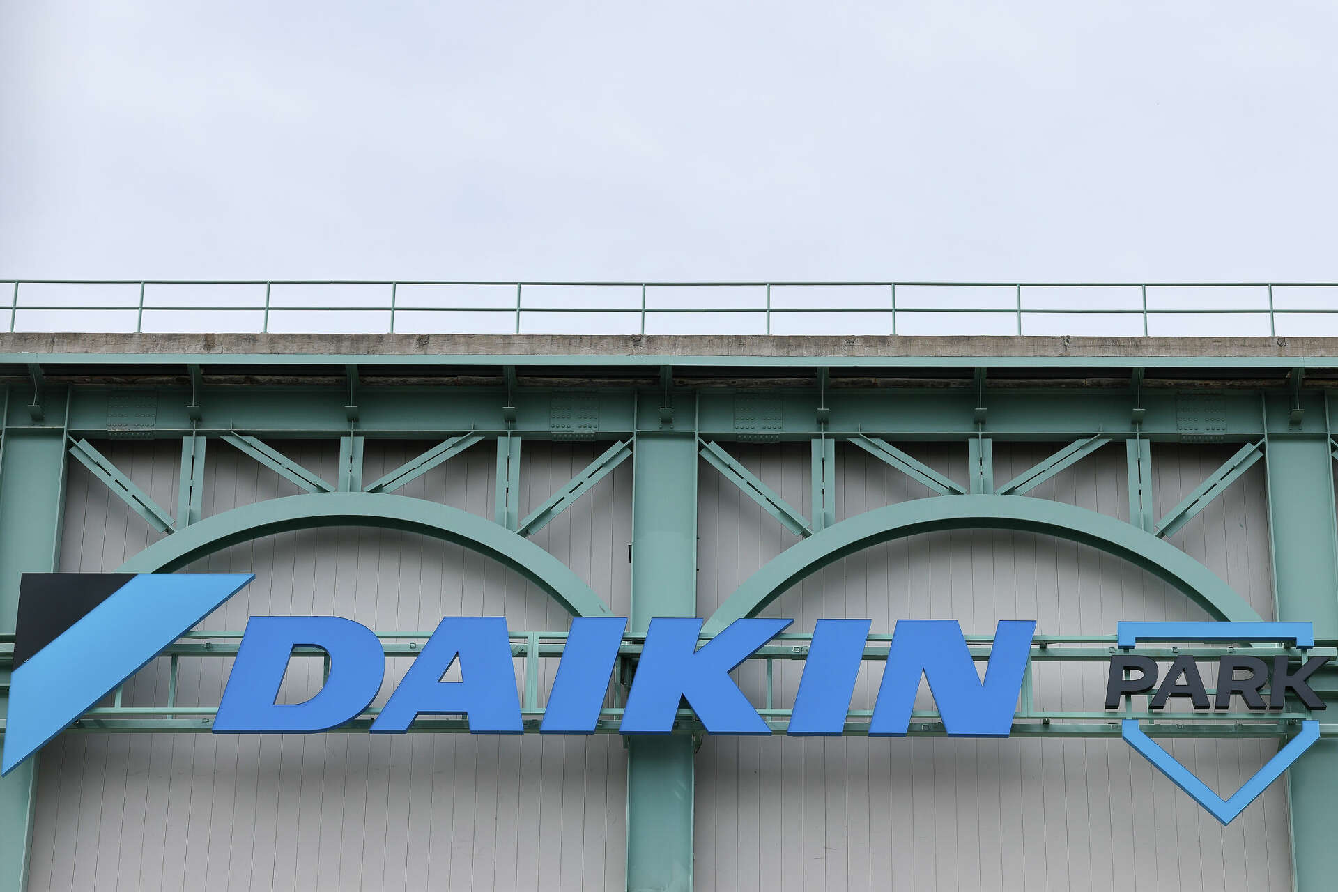 Astros ballpark reportedly getting giant Daikin Park logo