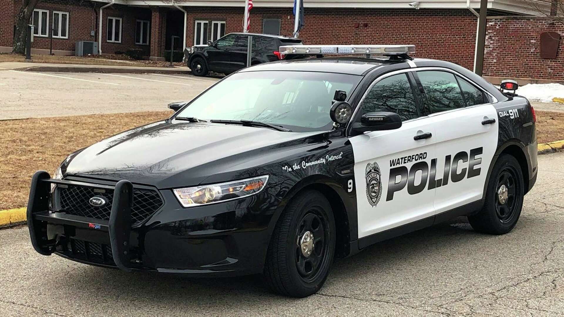 CT felon banned from having guns threatened to shoot police: Warrant